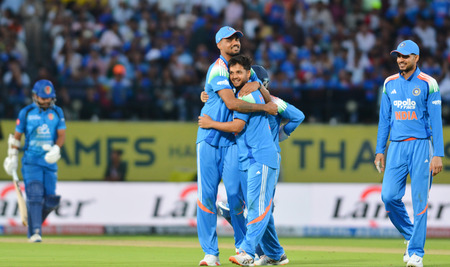 'वे काफी प्रभावशाली रहे,' डेब्यूटेंट खिलाड़ियों ने मिलकर निकाले 6 विकेट ...
